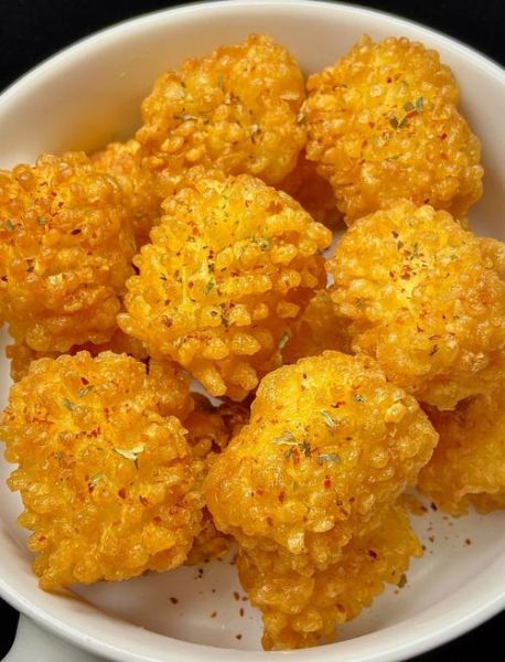 油炸鱿鱼丸子怎么做_油炸鱿鱼丸子为什么外酥里嫩-第2张图片-山城妙识 油炸鱿鱼丸子怎么做_油炸鱿鱼丸子为什么外酥里嫩-第2张图片-山城妙识