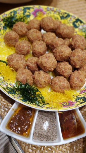 老北京干炸丸子怎么做_正宗做法窍门-第2张图片-山城妙识