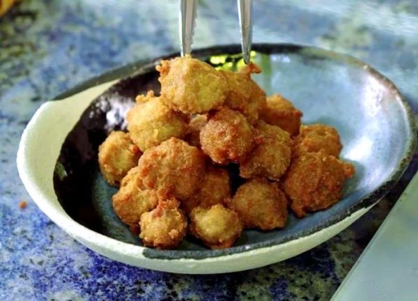 老北京干炸丸子怎么做_正宗做法窍门-第3张图片-山城妙识