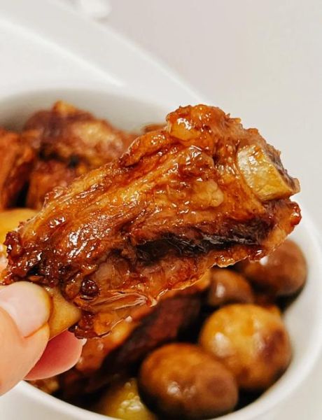 红油排骨火锅怎么做_家庭版红油排骨火锅底料配方-第1张图片-山城妙识 红油排骨火锅怎么做_家庭版红油排骨火锅底料配方-第1张图片-山城妙识