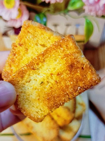 烤的很脆的面包片叫啥_脆面包片怎么做-第3张图片-山城妙识