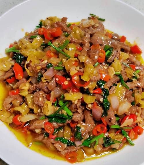 泡椒炒什么家常菜好吃_泡椒炒什么菜最下饭-第2张图片-山城妙识