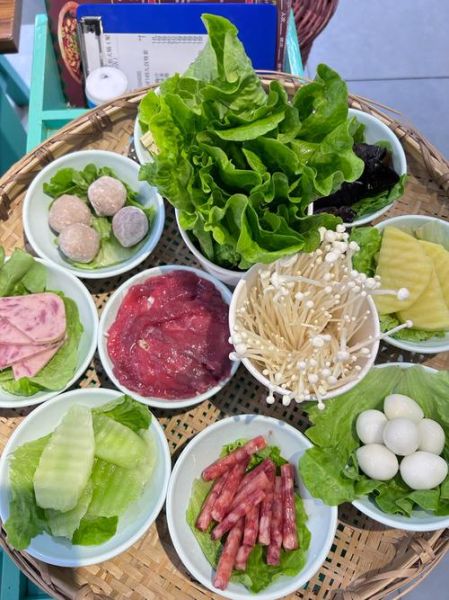 家庭火锅配菜有哪些_火锅配菜图片大全-第1张图片-山城妙识