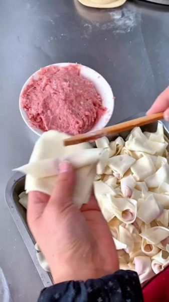 包抄手的手法视频_抄手怎么包才不散-第1张图片-山城妙识 包抄手的手法视频_抄手怎么包才不散-第1张图片-山城妙识