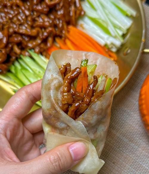 东北春饼怎么做_家常春饼怎么和面才软-第1张图片-山城妙识