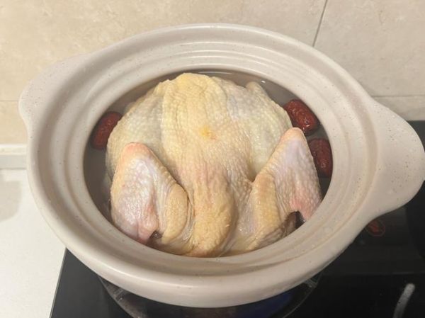 清炖全鸡怎么做_清炖全鸡的正确步骤-第1张图片-山城妙识 清炖全鸡怎么做_清炖全鸡的正确步骤-第1张图片-山城妙识