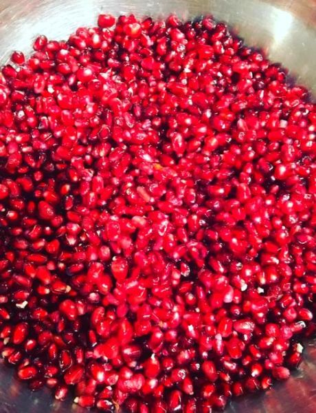 剥石榴粒最快的方法_如何快速剥石榴不脏手-第3张图片-山城妙识