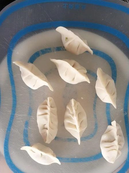 家常豆角鸡蛋素饺子怎么做_豆角鸡蛋饺子馅怎么调才好吃-第3张图片-山城妙识