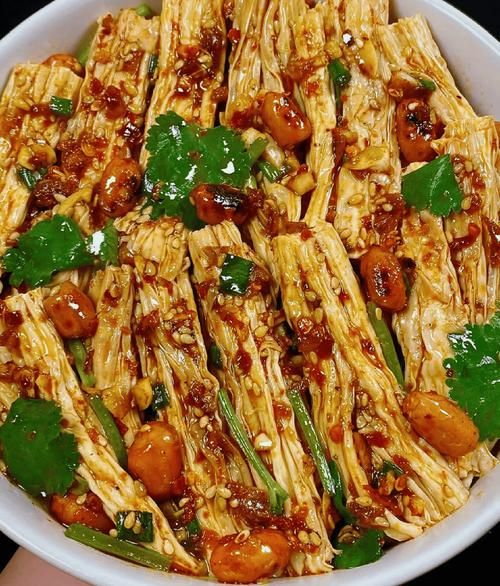 凉拌腐竹怎么做好吃_大厨教你凉拌腐竹-第3张图片-山城妙识