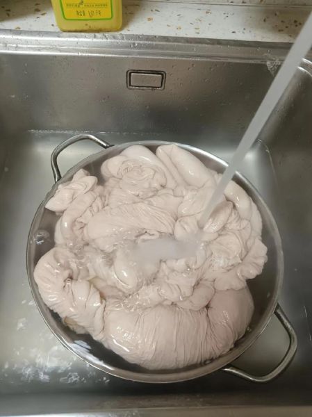 肥肠怎么洗才干净_洗肥肠的简单方法-第3张图片-山城妙识