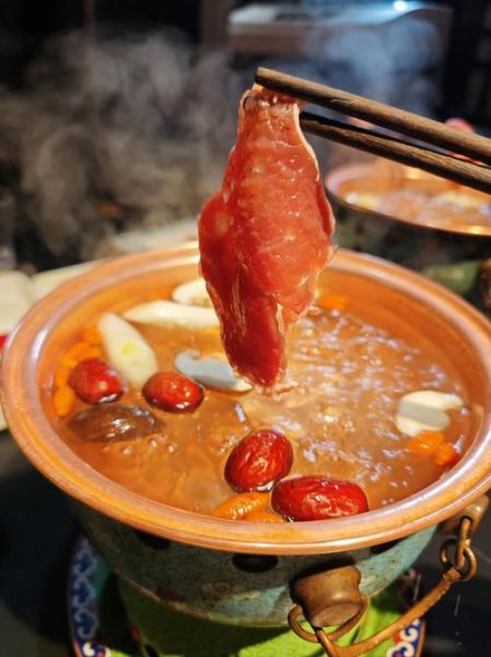 涮羊肉配菜有哪些_涮羊肉配菜怎么选-第2张图片-山城妙识