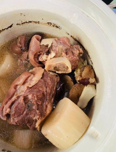 滋补羊肉汤中药配方_如何挑选药材-第1张图片-山城妙识 滋补羊肉汤中药配方_如何挑选药材-第1张图片-山城妙识