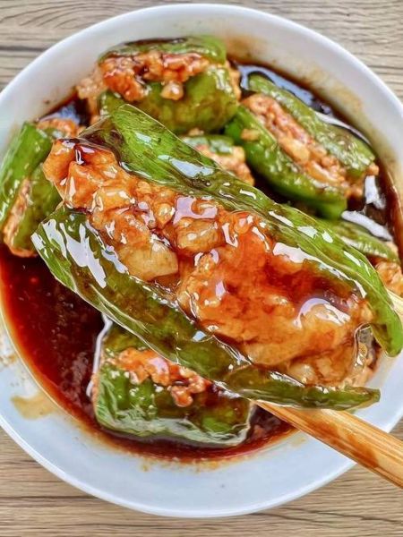 肉馅虎皮辣椒怎么做_虎皮辣椒肉馅不爆锅技巧-第2张图片-山城妙识 肉馅虎皮辣椒怎么做_虎皮辣椒肉馅不爆锅技巧-第2张图片-山城妙识