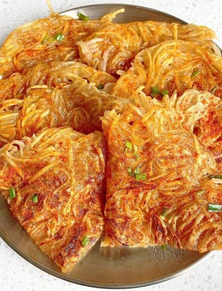 干煸洋芋丝饼怎么做_为什么总是散-第1张图片-山城妙识