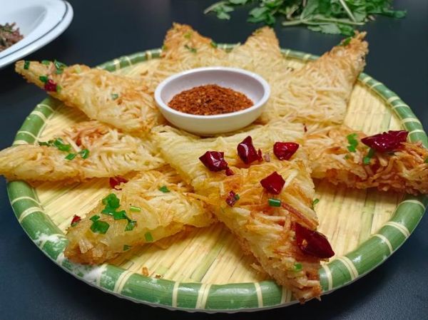 干煸洋芋丝饼怎么做_为什么总是散-第2张图片-山城妙识