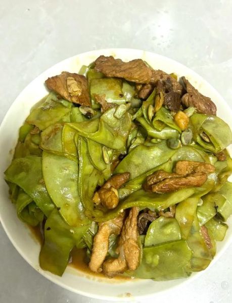 扁豆烧肉怎么做好吃_扁豆烧肉的家常做法-第3张图片-山城妙识