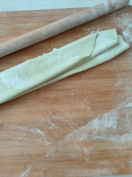 手擀面怎么和面_正宗手擀面配方比例-第2张图片-山城妙识 手擀面怎么和面_正宗手擀面配方比例-第2张图片-山城妙识