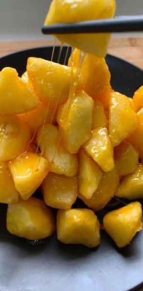 拔丝苹果的功效与作用_拔丝苹果适合什么人吃-第2张图片-山城妙识 拔丝苹果的功效与作用_拔丝苹果适合什么人吃-第2张图片-山城妙识