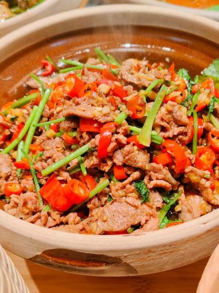 小炒牛肉正宗做法_湘菜小炒牛肉怎么做-第2张图片-山城妙识 小炒牛肉正宗做法_湘菜小炒牛肉怎么做-第2张图片-山城妙识