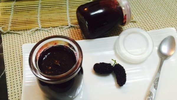 桑葚果酱怎么做_桑葚果酱保存多久-第1张图片-山城妙识
