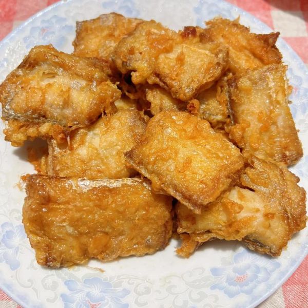 干炸带鱼怎么做_干炸带鱼的做法步骤图-第2张图片-山城妙识