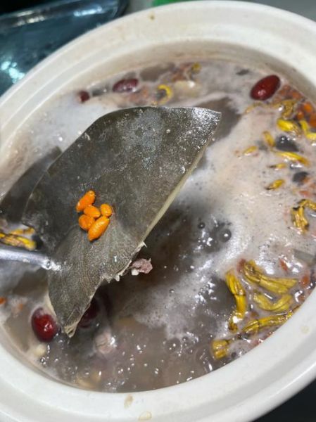 甲鱼汤怎么炖才没腥味_甲鱼汤放什么料最鲜-第1张图片-山城妙识