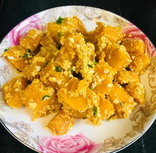 南瓜咸蛋黄怎么做_正宗做法视频步骤-第1张图片-山城妙识