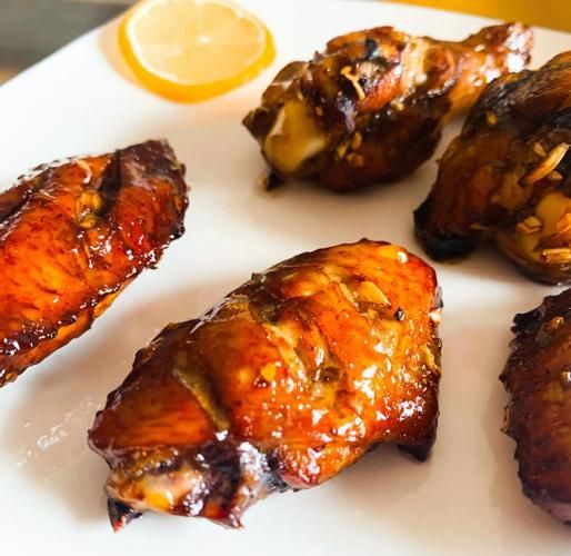 烤箱鸡翅中怎么烤好吃_烤箱鸡翅中做法大全-第1张图片-山城妙识