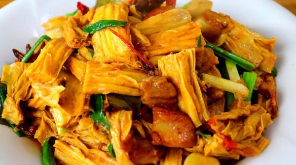 河南红烧腐竹怎么做_红烧腐竹要不要焯水-第1张图片-山城妙识