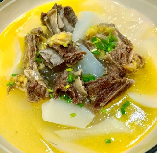 炖牛排骨的做法最正宗的做法_炖牛排骨需要焯水吗-第2张图片-山城妙识