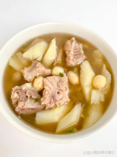 清炖排骨汤怎么做_排骨汤炖多久才香-第2张图片-山城妙识