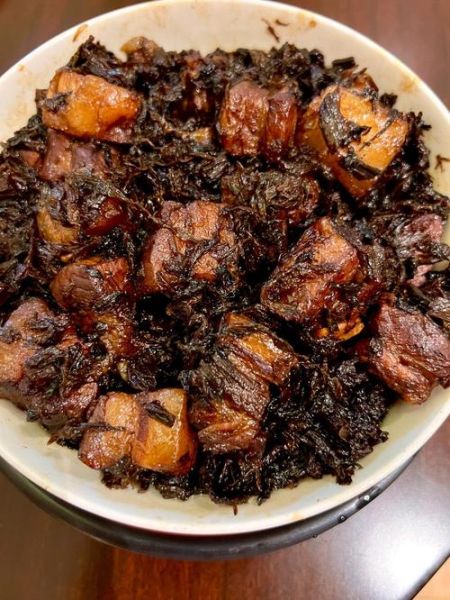 梅干菜烧肉怎么做_浙江梅干菜烧肉正宗做法-第1张图片-山城妙识