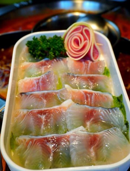 火锅鱼片用什么鱼好_哪种鱼最适合涮火锅-第1张图片-山城妙识