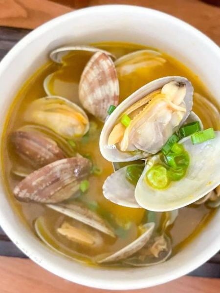 花甲烧汤怎么做好吃_花甲汤去沙技巧-第1张图片-山城妙识