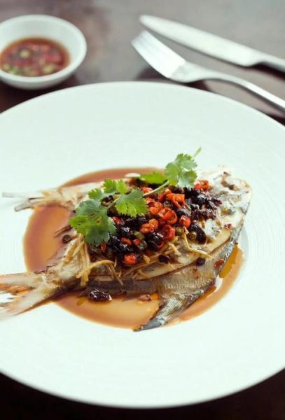 清蒸平鱼怎么做好吃_清蒸平鱼蒸几分钟才鲜嫩-第3张图片-山城妙识