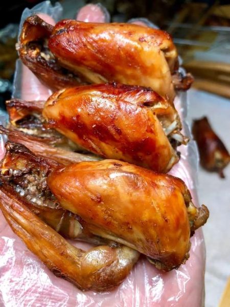 油炸鹌鹑怎么做才外酥里嫩_油炸鹌鹑用什么油温最好-第1张图片-山城妙识 油炸鹌鹑怎么做才外酥里嫩_油炸鹌鹑用什么油温最好-第1张图片-山城妙识