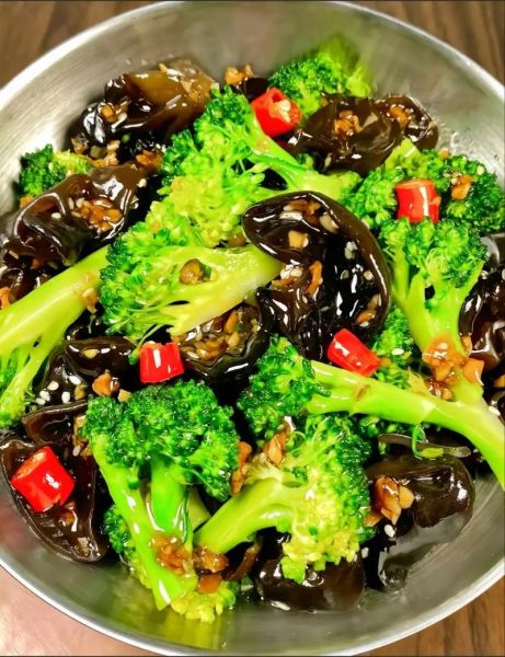 西兰花可以减肥吗_西兰花减肥怎么吃-第1张图片-山城妙识