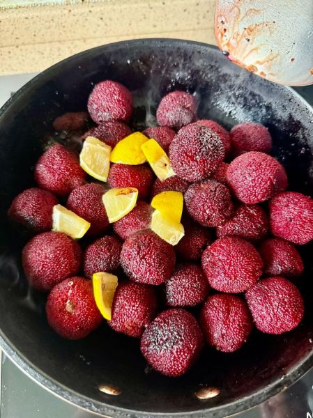 家庭自制杨梅干怎么做_自制杨梅干能放多久-第2张图片-山城妙识 家庭自制杨梅干怎么做_自制杨梅干能放多久-第2张图片-山城妙识