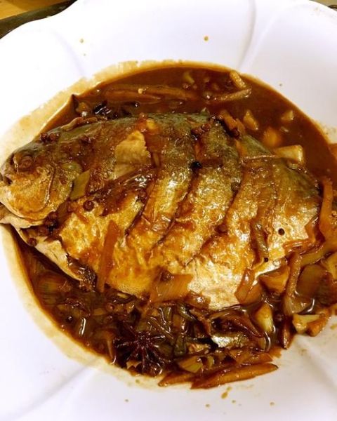 干烧平鱼怎么做好吃_干烧平鱼的家常做法窍门-第2张图片-山城妙识