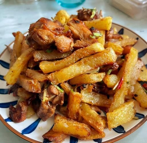 土豆鸡块怎么炒_家常土豆鸡块炒多久才入味-第2张图片-山城妙识