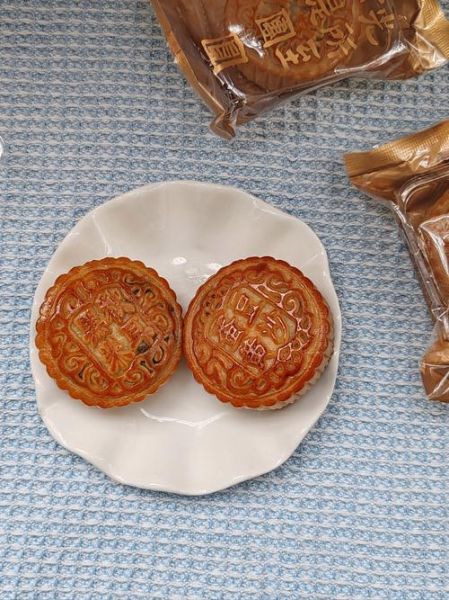 月饼有哪些口味_中秋节送什么月饼合适-第1张图片-山城妙识