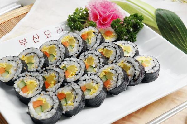 紫菜包饭材料有哪些_紫菜包饭用什么米最好-第3张图片-山城妙识