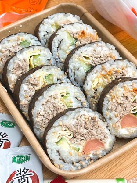 紫菜包饭材料有哪些_紫菜包饭用什么米最好-第2张图片-山城妙识