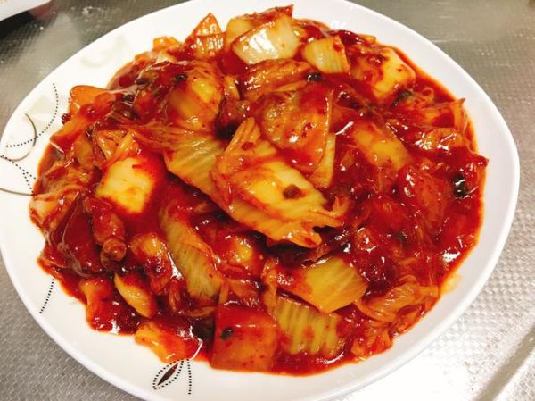 辣白菜五花肉怎么做_辣白菜炒五花肉技巧-第1张图片-山城妙识