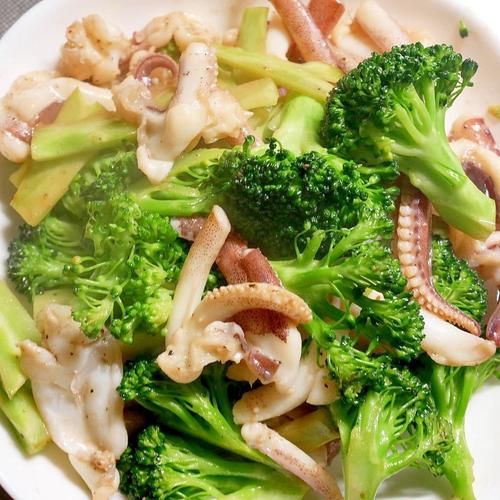 西兰花炒鲜鱿怎么做_西兰花炒鲜鱿热量高吗-第2张图片-山城妙识 西兰花炒鲜鱿怎么做_西兰花炒鲜鱿热量高吗-第2张图片-山城妙识