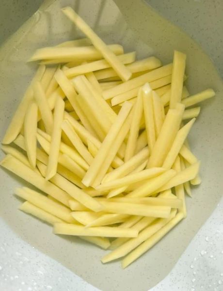 怎样炸薯条才脆_自制薯条不软的方法-第2张图片-山城妙识