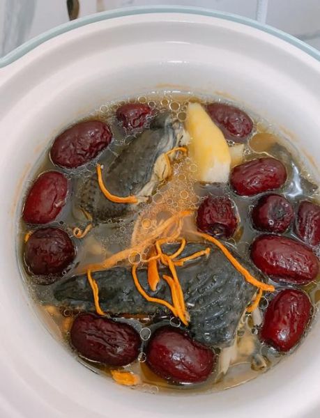 山药乌鸡汤的做法_山药乌鸡汤怎么炖好喝-第3张图片-山城妙识 山药乌鸡汤的做法_山药乌鸡汤怎么炖好喝-第3张图片-山城妙识