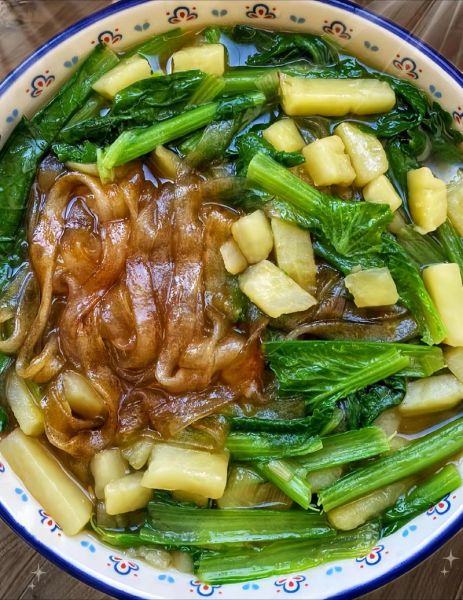 圆白菜炖粉条怎么做_圆白菜炖粉条的家常做法-第2张图片-山城妙识 圆白菜炖粉条怎么做_圆白菜炖粉条的家常做法-第2张图片-山城妙识