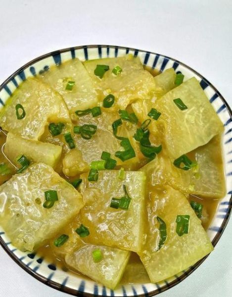 清炒冬瓜怎么炒好吃_清炒冬瓜的做法窍门-第1张图片-山城妙识