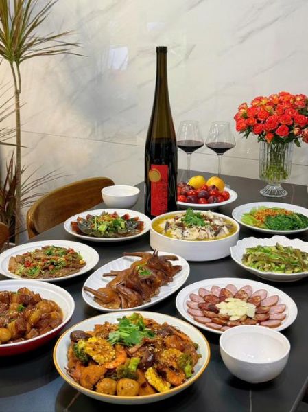 中秋节吃什么传统美食_中秋家宴必备菜品-第1张图片-山城妙识